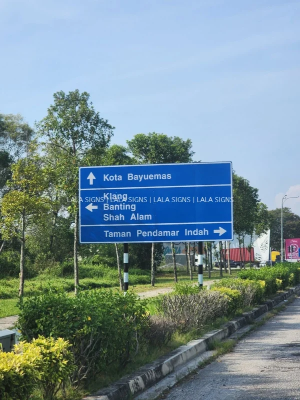 JKR DIRECTION SIGN INSTALLED AT JENJAROM – signageselangor